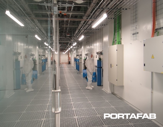 Cleanroom Construction Materials | PortaFab