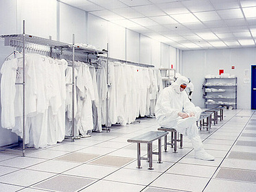 PortaFab Cleanrooms | Cleanroom Gown Rooms & Changing Areas